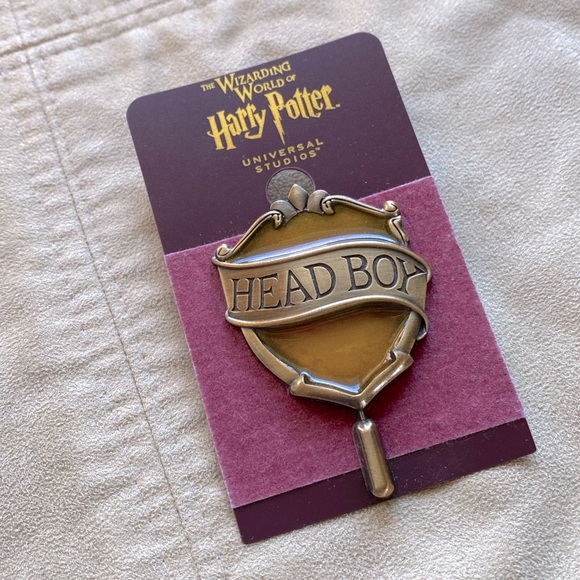 Warner Bros. | Accessories | Hufflepuff Head Boy Pin | Poshmark